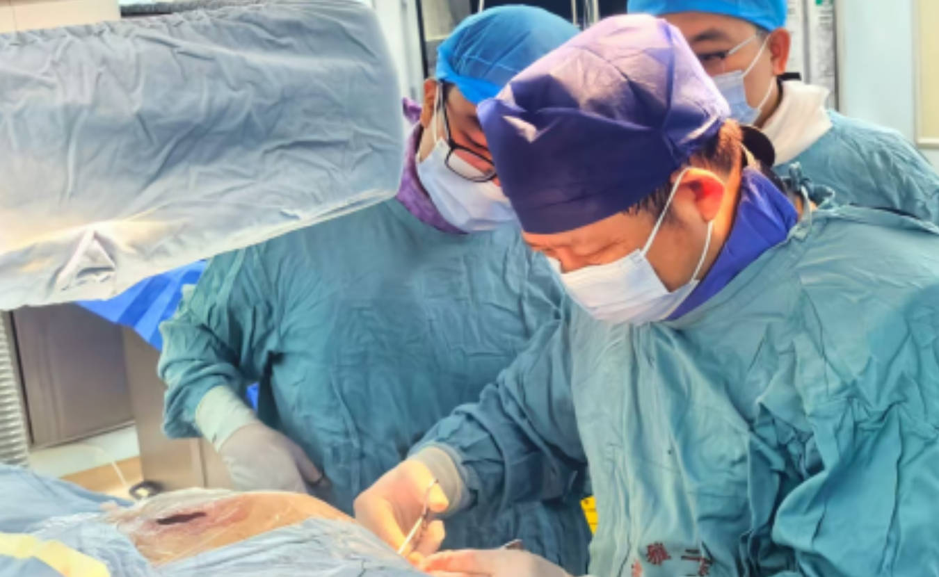 湖南首例EV-ICD植入术成功 | 八阕